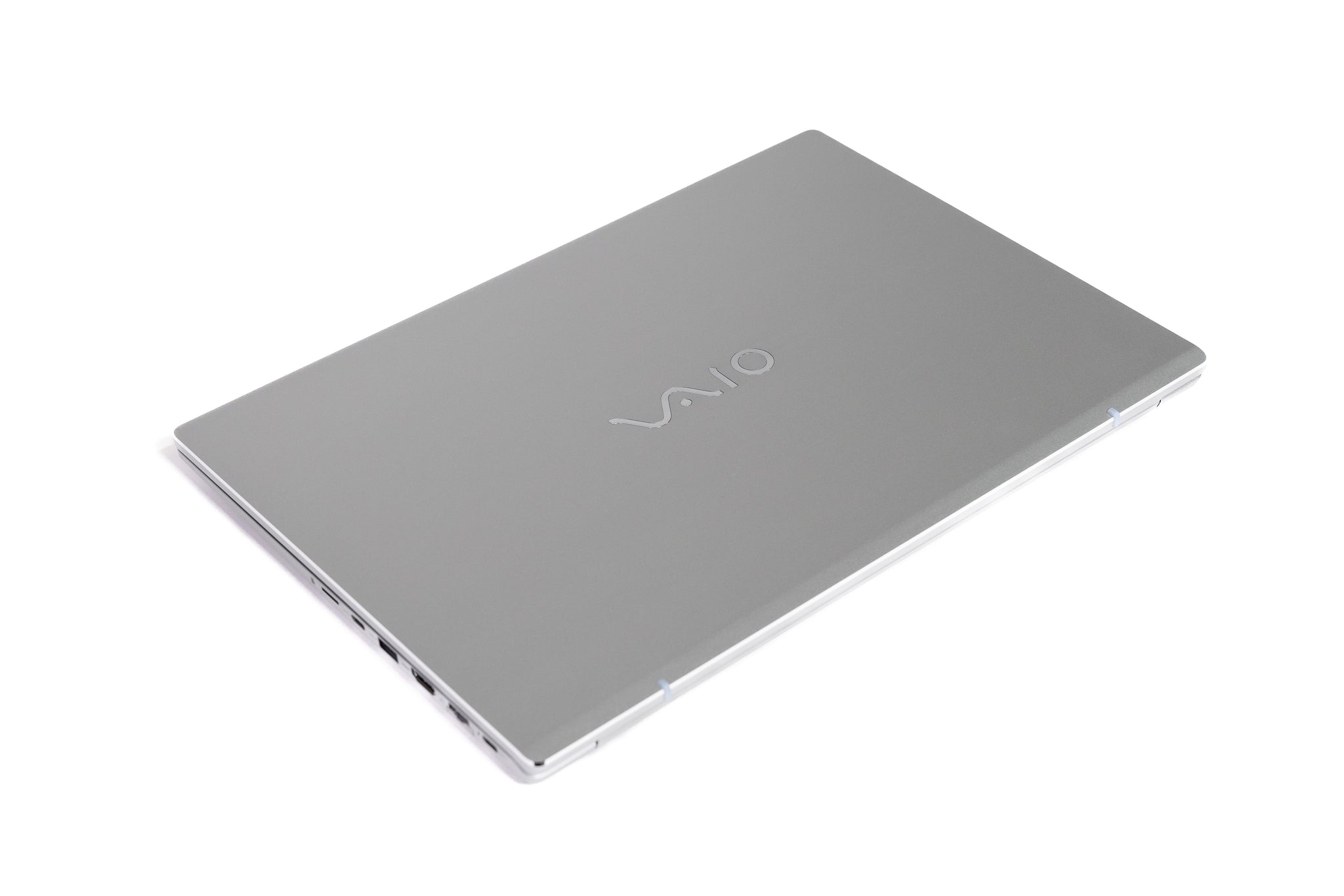 VAIO FS 16" All-Aluminum Laptop | Windows 11 Home | Intel® Core™ i5-12 ...